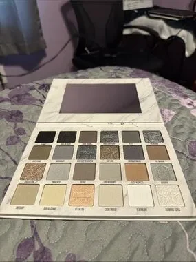 Jeffree Star | Makeup | Jeffree Star Cremated Eyeshadow Palette Nib ...